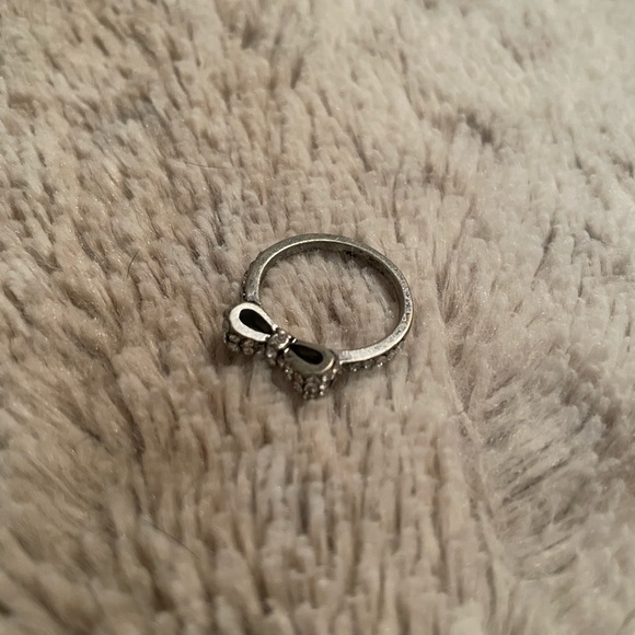 American Eagle Outfitters | Jewelry | Y2k Aeo Silver Jeweled Bow Ring | Poshmark